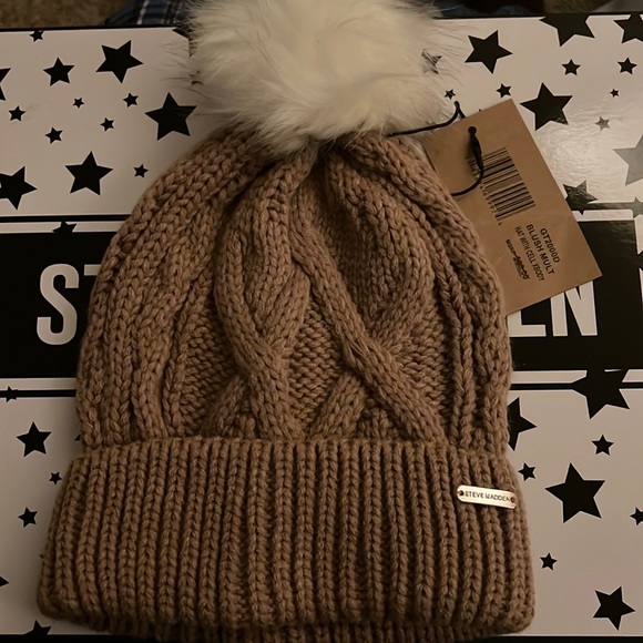 Steve Madden | Accessories | Steve Madden Winter Hat | Poshmark